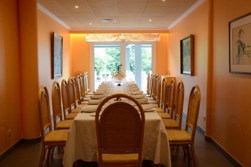 Hotel Riu Fluviá, Olot. Desde 101.36€ - Central de Reservas