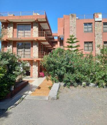 Zan-Seyoum Hotel Lalibela, Lalībela - Central de Reservas