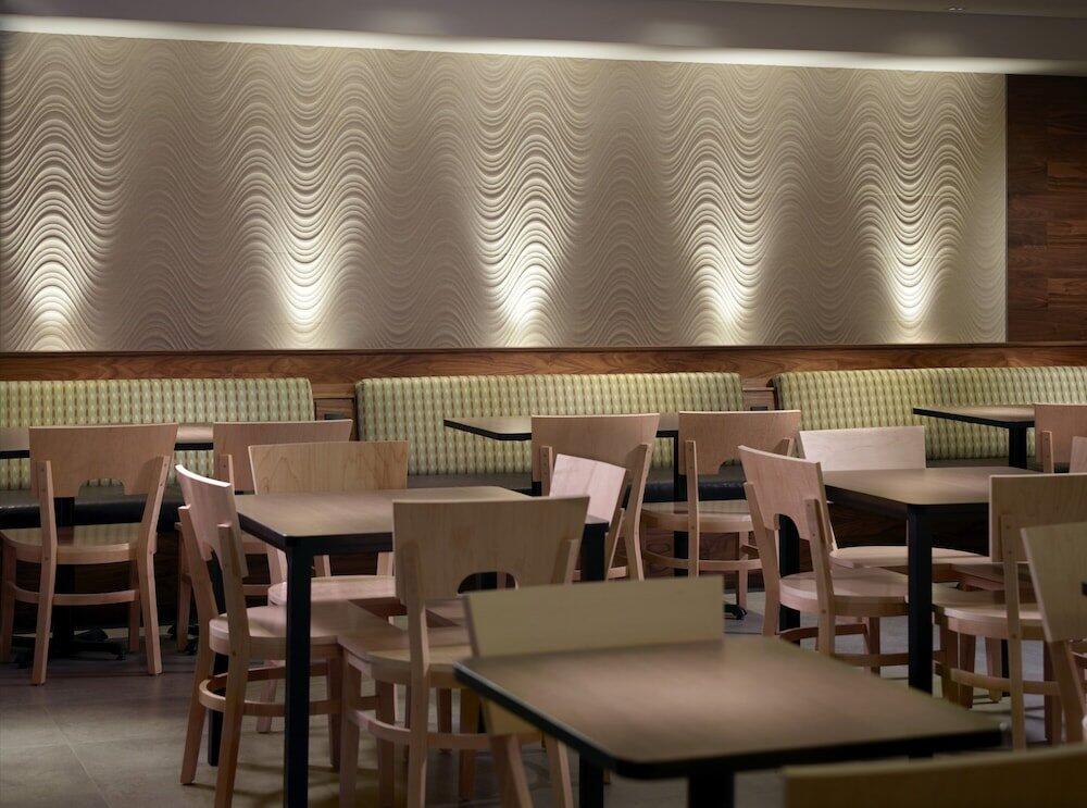 Hotel One Saltillo Aeropuerto, Saltillo - Central de Reservas