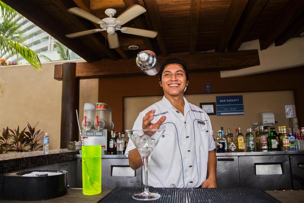 Complejo Azul Ixtapa Grand All Inclusive Suites - Spa & Convention ...
