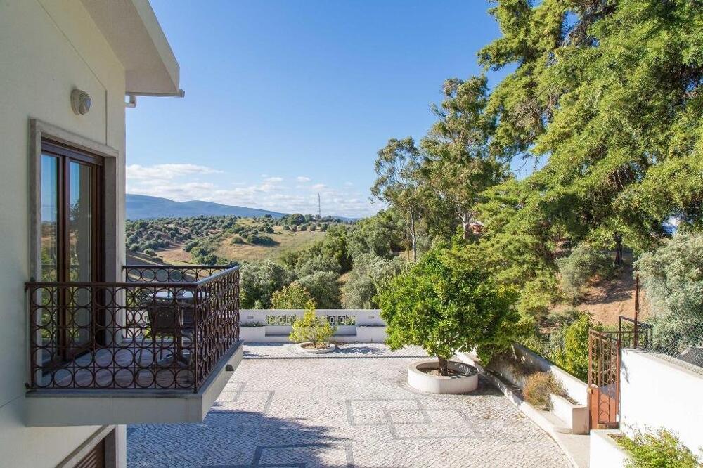 Aires da Serra Hotel, Torres Novas - Central de Reservas
