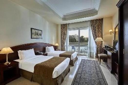 Triumph Plaza Hotel, El Cairo. Desde 69.14€ - Central de Reservas