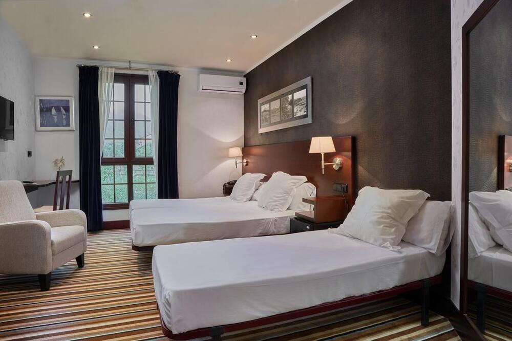 Hotel Granda, Cangas de Onís. Desde 54.41€ - Central de Reservas