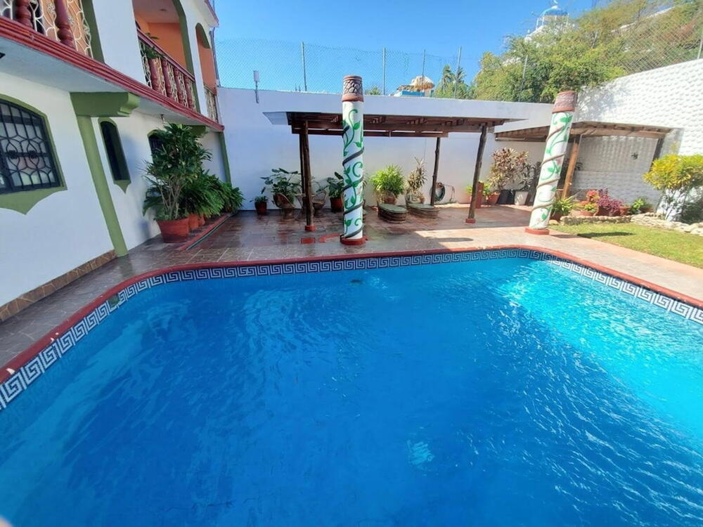 Hotel Casablanca, Puerto Escondido. Desde 48.95€ - Central de Reservas