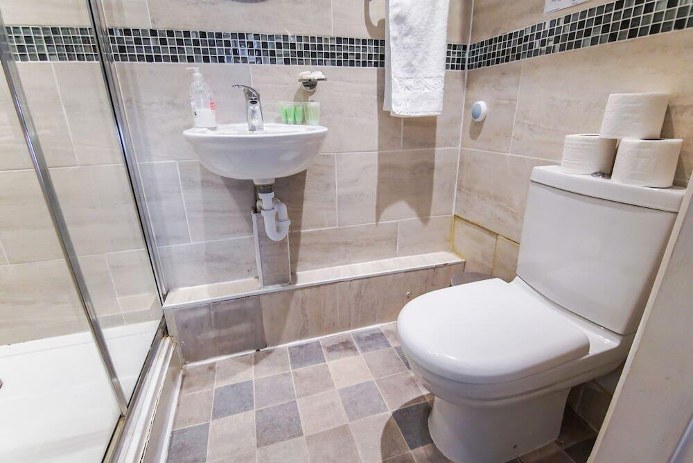Tony's House Hotel, Londres. Desde 116.9€ - Central de Reservas