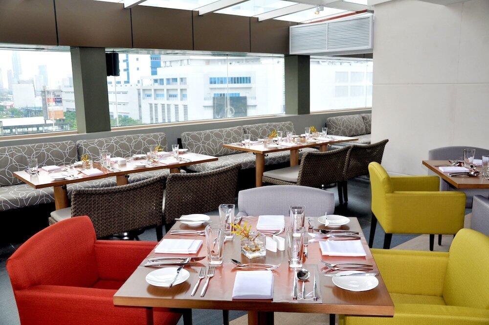 F1 Hotel Manila, Manila - Reserving