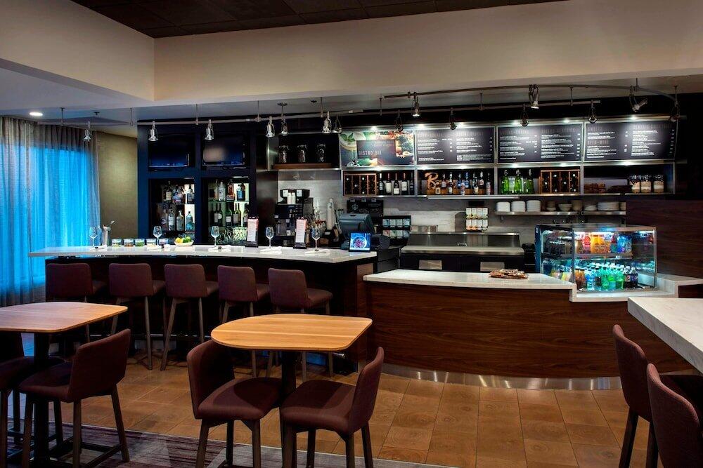 Hotel Courtyard by Marriott Poughkeepsie, Poughkeepsie - Central de ...