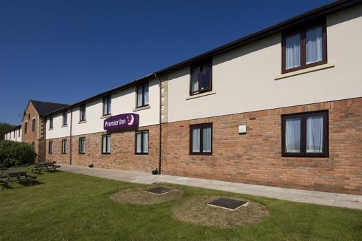 Hotel Premier Inn Silverstone, Brackley - Reserving