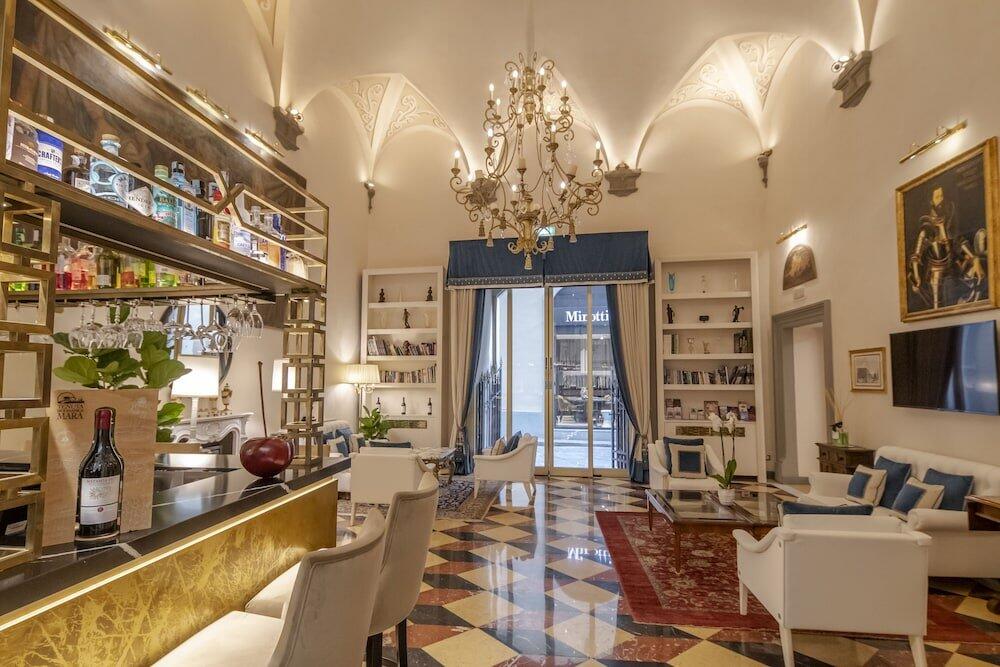Golden Tower Hotel & Spa, Florencia. Desde 288.64€ - Central de Reservas