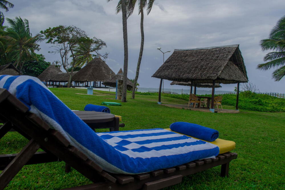 Hotel Cocoa Luxury Resort, Nyali, Mombasa - Reserving