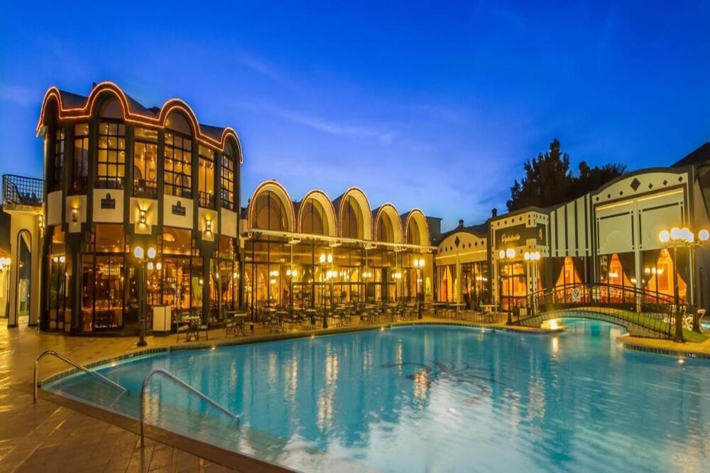 Hotel JAZ Pyramids Resort, Giza - Central de Reservas