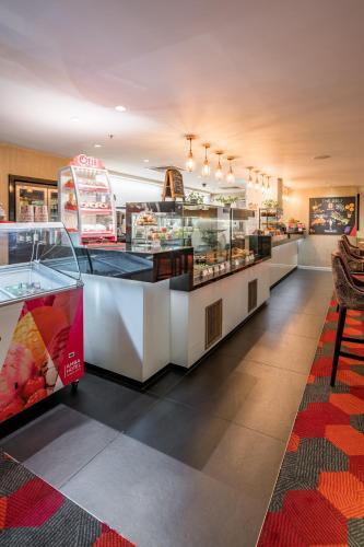 The Marble Arch Hotel, by Thistle, London - Reserving