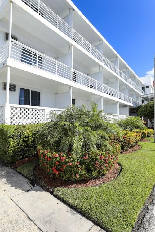 Collins Hotel, Miami Beach. Desde 93€ - Centraldereservas.com