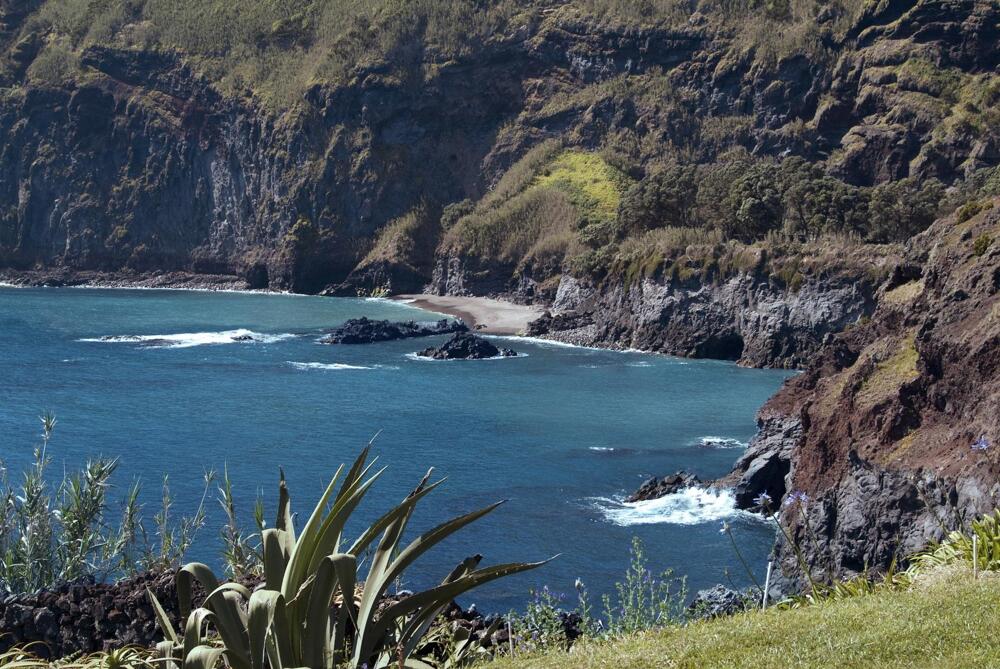 Caloura Hotel Resort, Água de Pau. Desde 97.26€ - Central de Reservas