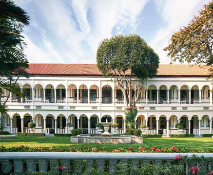 Sahid Hotel Surabaya, Surabaya - Central de Reservas