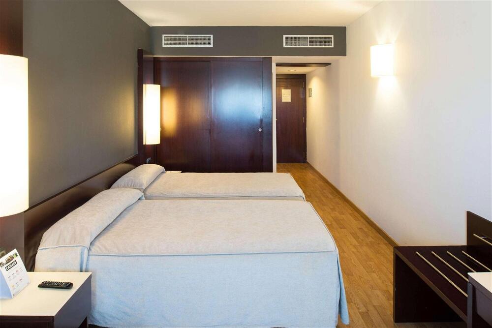 Hotel Catalonia Sabadell, Sabadell. Desde 72.95€ - Central de Reservas