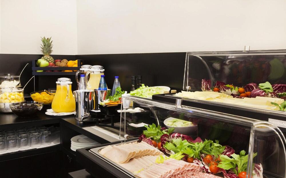 Hotel The Republic, Roma. Desde 152€ - Central de Reservas