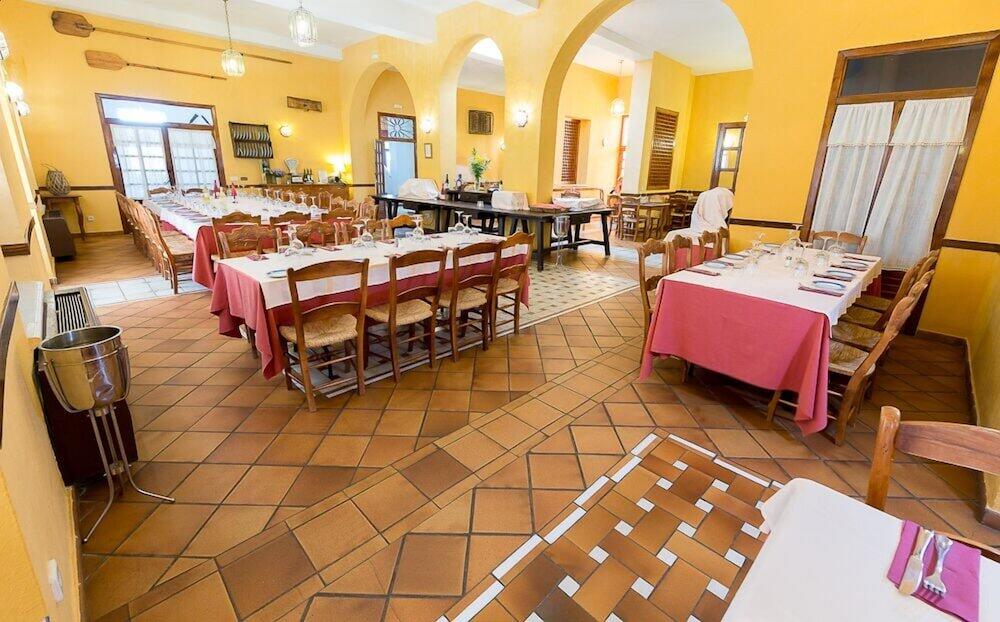 Villa Turística de Priego, Priego. Desde 33.56€ - Centraldereservas.com