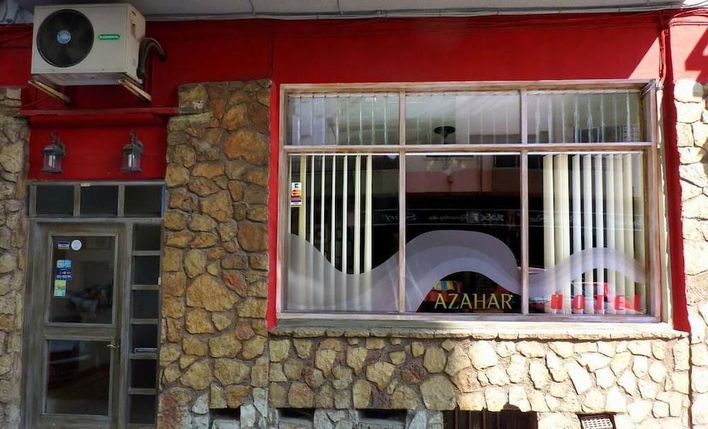 Hotel Azahar, Oliva. Desde 54€ - Central de Reservas