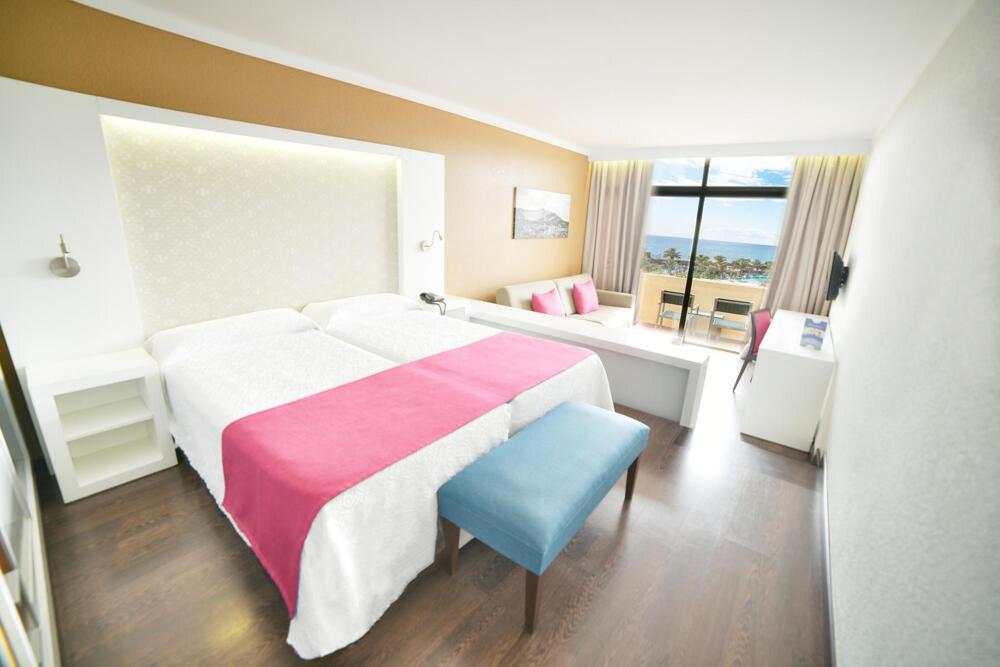 Hotel Beatriz Playa & Spa, Puerto del Carmen. Desde 95.89 ...