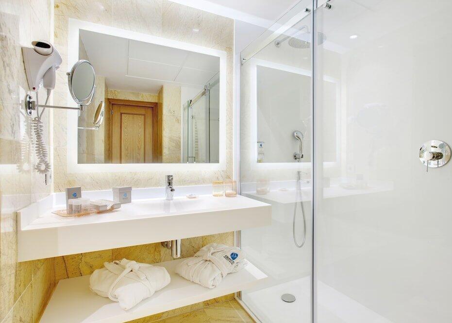 Hotel Grupotel Parc Natural & Spa, Platja de Muro. Desde 294.1 ...