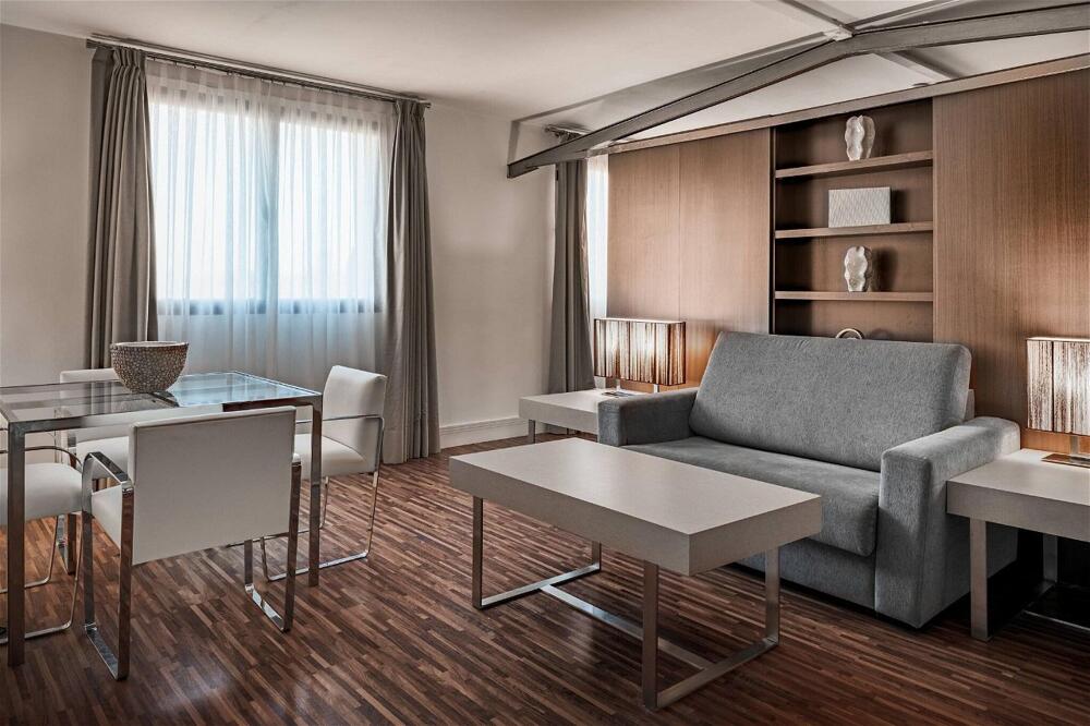 Hotel Palacio del Retiro, Autograph Collection, Madrid. Desde 442.26 ...