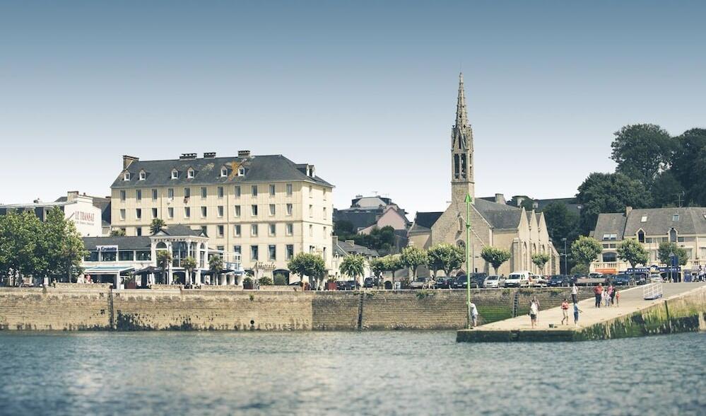 Grand Hôtel Bénodet Abbatiale Riviera Bretonne, Benodet - Central de ...