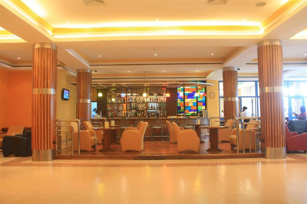 Holiday Inn Accra Airport, an IHG Hotel, Accra - Centraldereservas.com