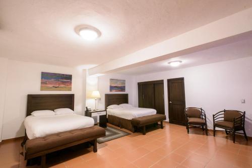 Hotel Camp David Ranch, Santiago de los Caballeros. Desde 123.23 ...