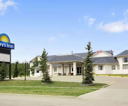 Hotel Ramada by Wyndham Hinton, Hinton - Central de Reservas