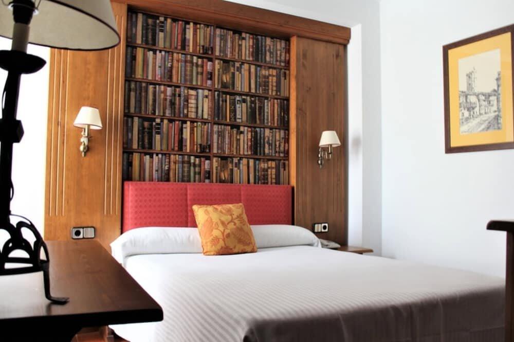 Hotel El Bedel, Alcalá de Henares. Desde 56.06€ - Central de Reservas