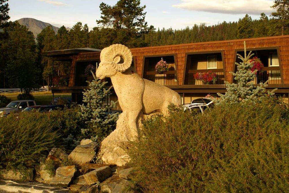 Hotel Tonquin Inn, Jasper - Centraldereservas.com