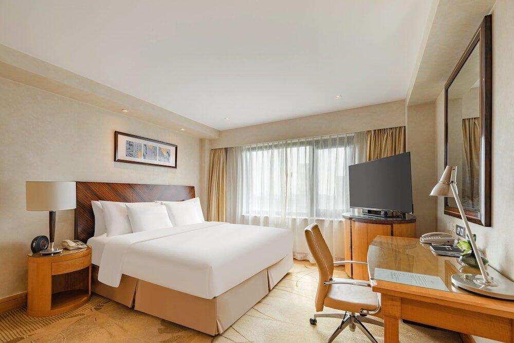 Hotel Radisson Collection Yangtze Shanghai, Shanghai ...
