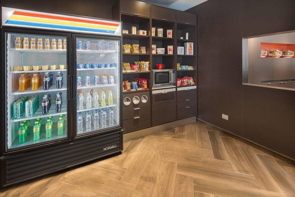 Hotel Courtyard Saltillo, Saltillo - Centraldereservas.com