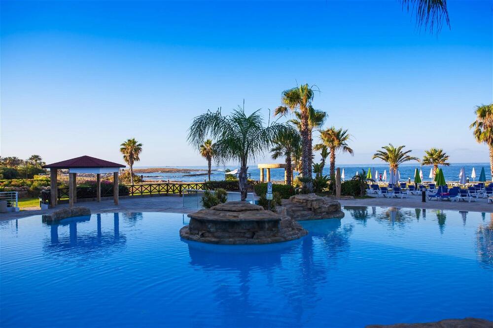 Hotel Leonardo Cypria Bay, Pafos - Centraldereservas.com