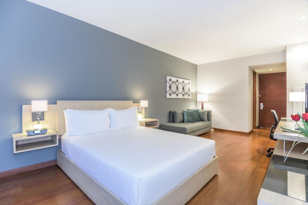 Hotel DoubleTree by Hilton Bogotá - Calle 100, Bogotá - Central de Reservas