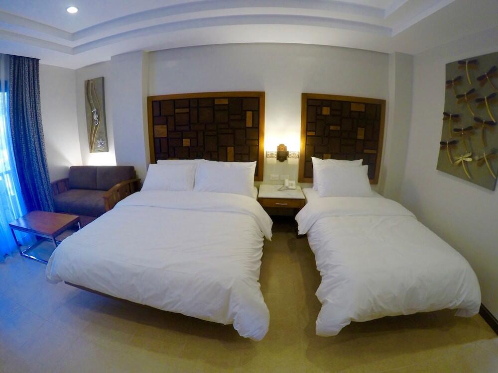 Hotel MO2 Westown Lagoon Coron, Coron. Desde 57.7€ - Central de Reservas