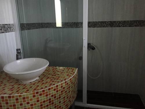 Golden Tree Hotel, Ciudad de Belice - Central de Reservas