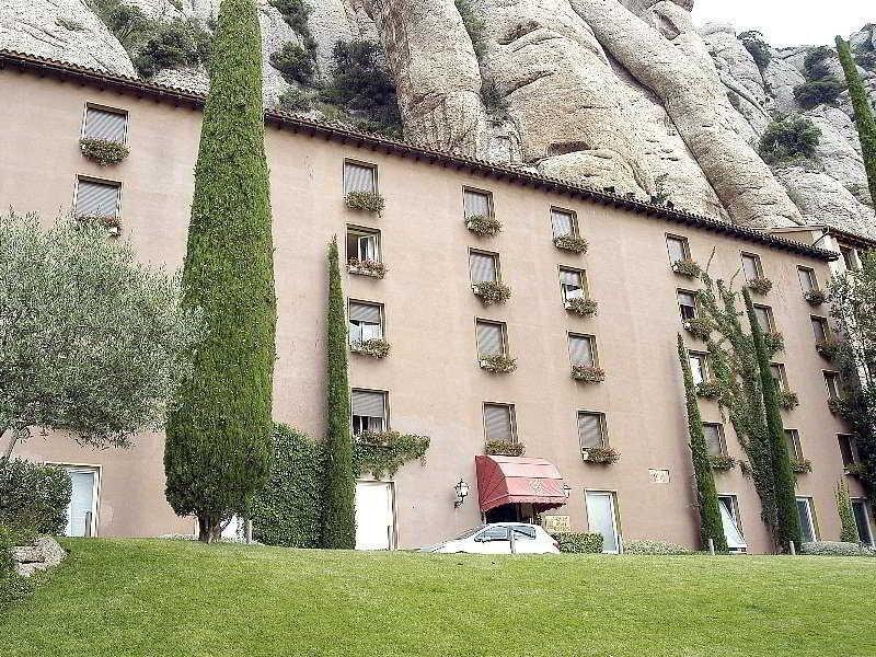Hotel Abat Cisneros Montserrat, Montserrat. Desde 120.4€ - Central de ...