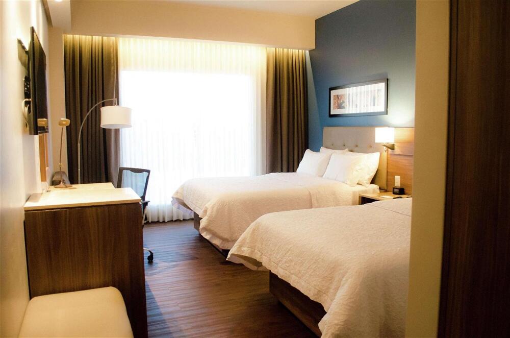 Hotel Hampton Inn by Hilton Durango, Victoria de Durango - Central de ...