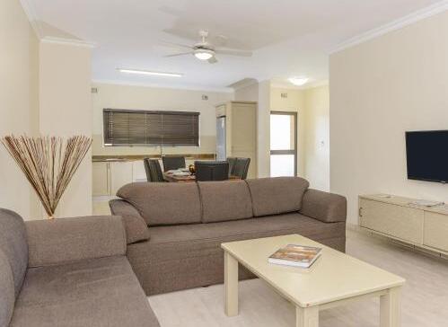 Apartments Sea n Sky, Uvongo Beach - Reserving