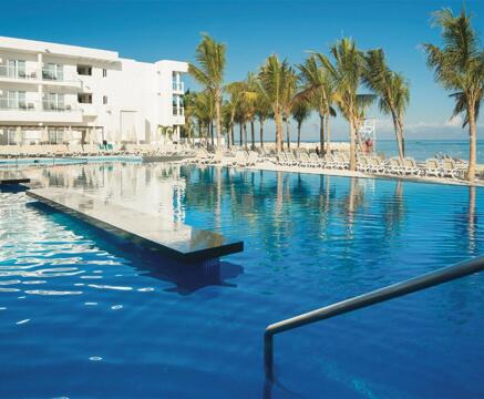 RIU hoteles | Descubre el mundo de la mano de RIU