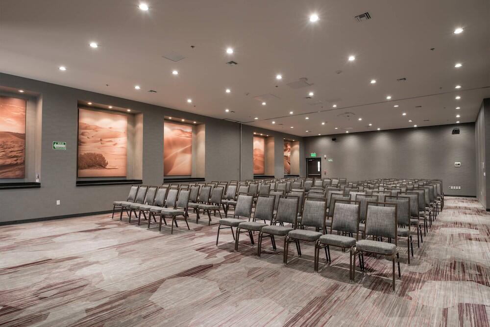 Hotel Courtyard by Marriott Ciudad Juarez, Ciudad Juárez - Reserving