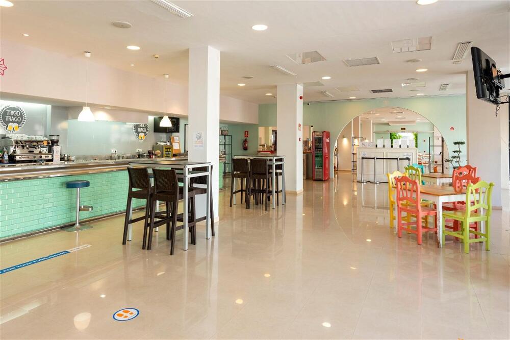 Hotel Puchet, San Antonio Abad. Desde 94.13€ - Centraldereservas.com