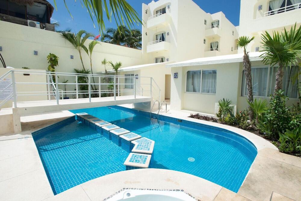 Playa Maya by MIJ - Beachfront Hotel, Playa del Carmen. Desde 74.18 ...