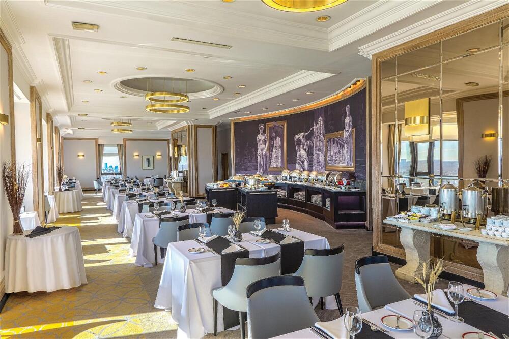 Hotel Radisson Montevideo Victoria Plaza, Montevideo. Desde 99.74 ...