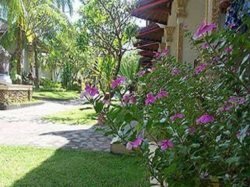 Hotel Aditya Beach Resort, Lovina - Centraldereservas.com