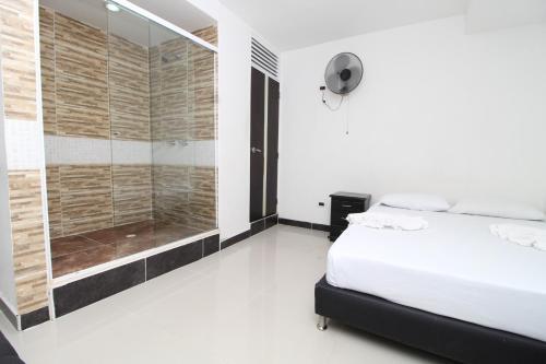 Hotel Confort Obelisk, Medellín. Desde 37.67€ - Central de Reservas
