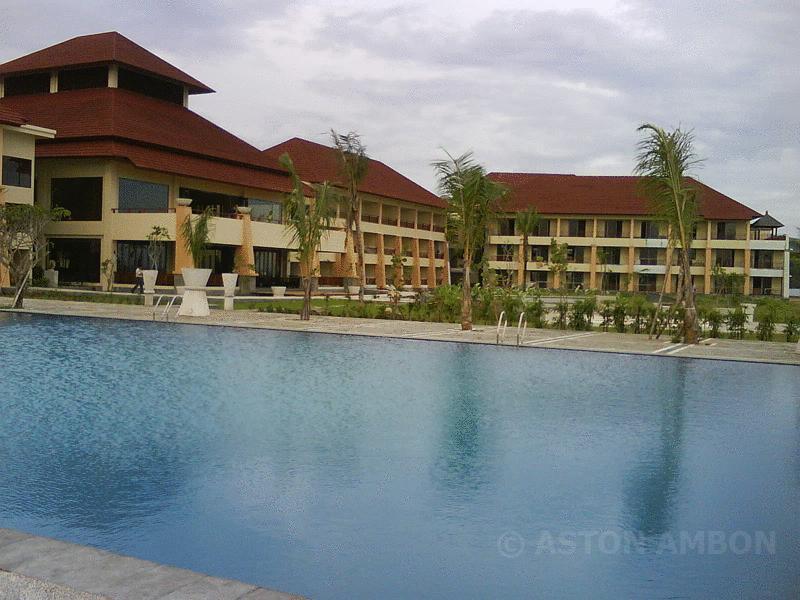 Complejo The Natsepa Resort and Conference Center, Ambon - Central de ...