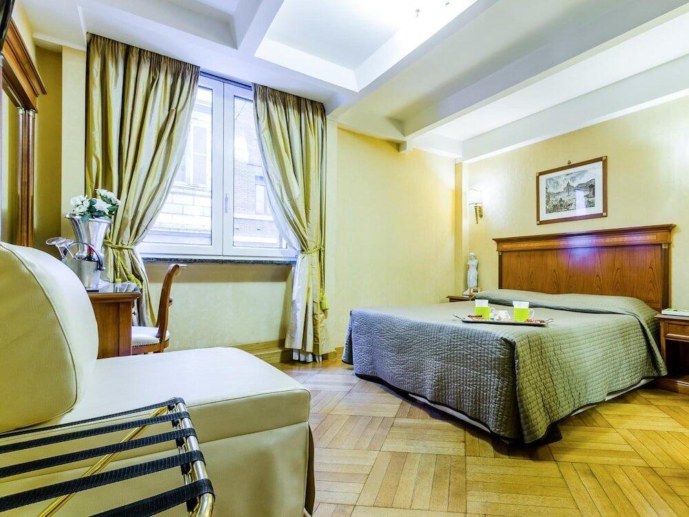 Bed-and-Breakfast Luxury Rooms H 2000 Roma, Roma. Desde 107.43 ...